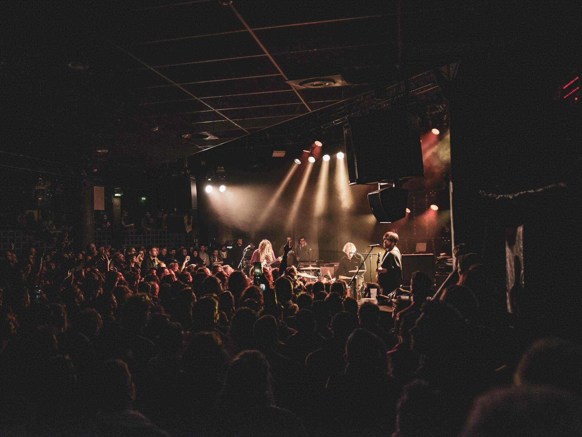27 salles de concerts pour partir en live à Paris