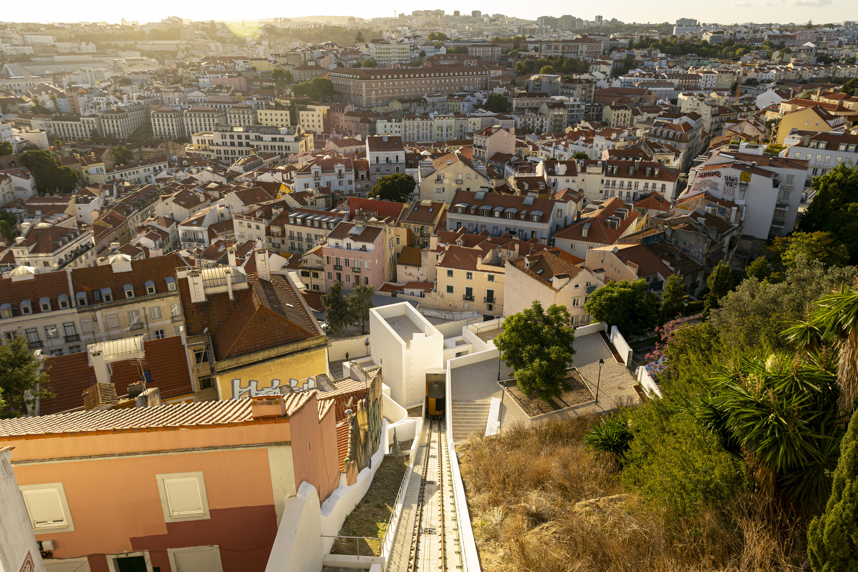 Funicular da Graça é finalista do prémio de arquitectura Mies van der Rohe