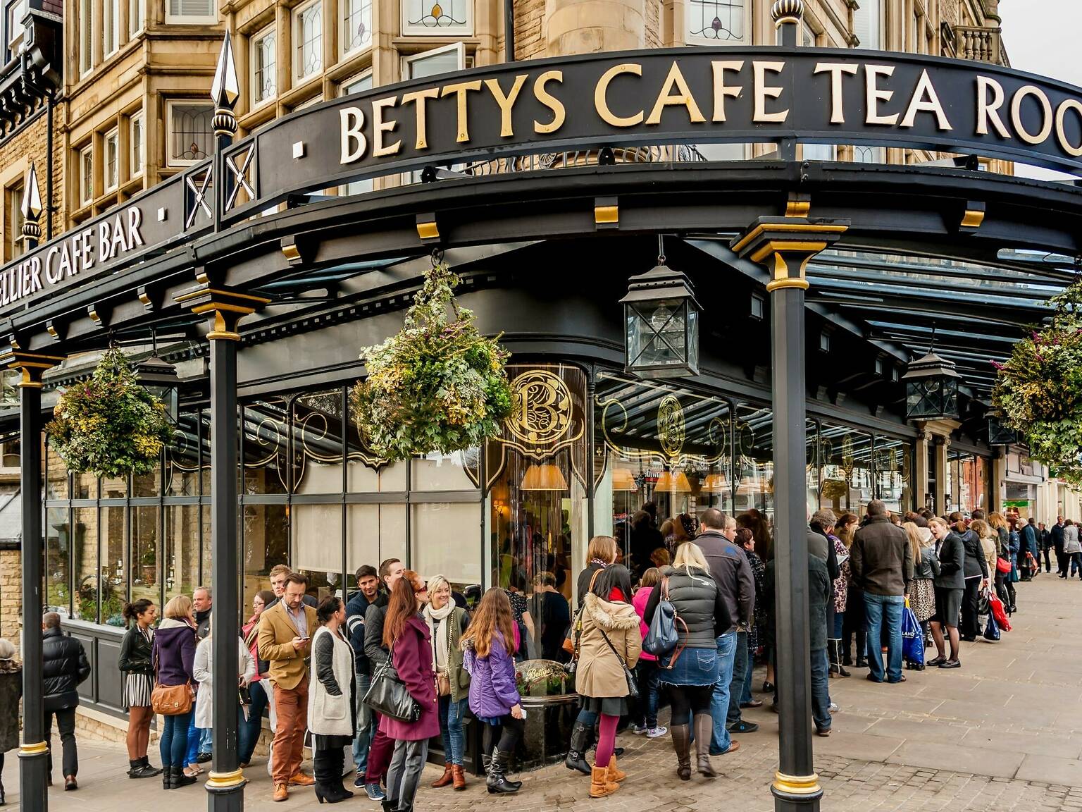 17 Best Things To Do in Harrogate Right Now