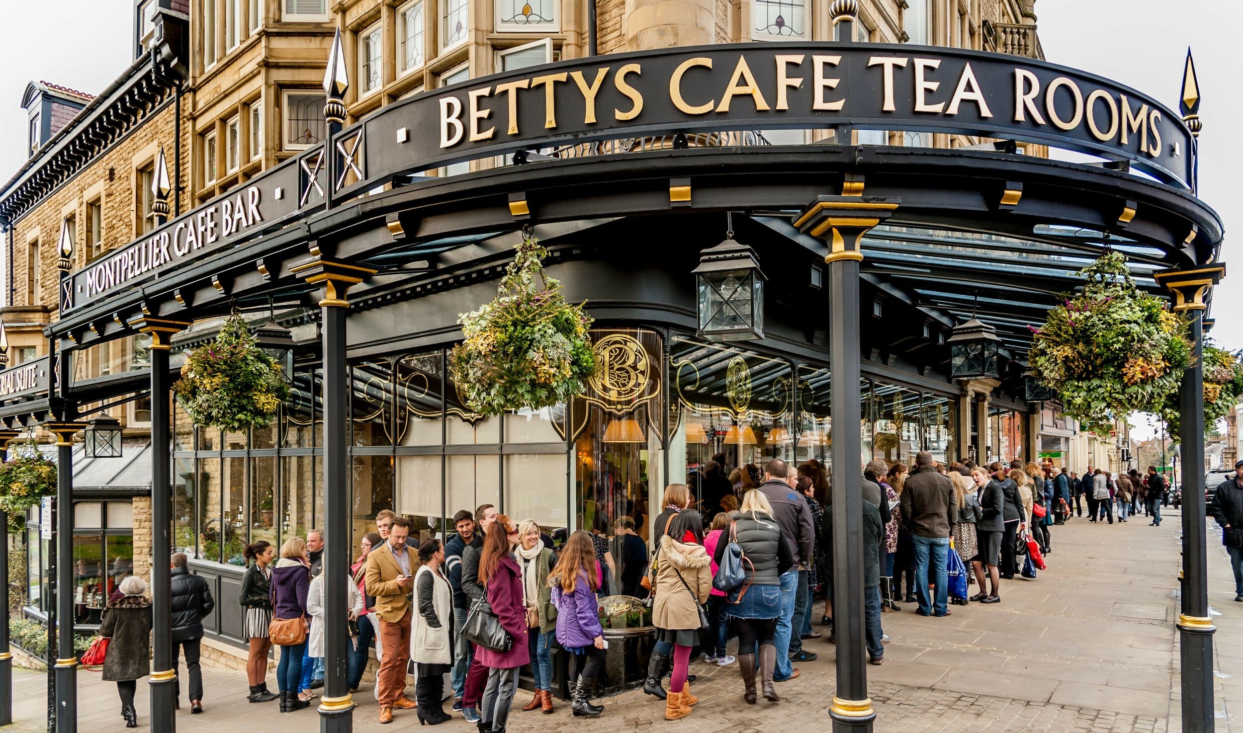 17 Best Things To Do in Harrogate Right Now