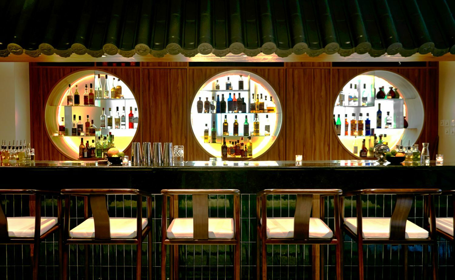 Sam Fancy | Bars and pubs in Lan Kwai Fong, Hong Kong