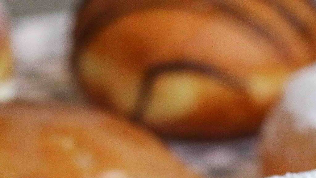 15 Best Paczki in Chicago For Fat Tuesday 2024