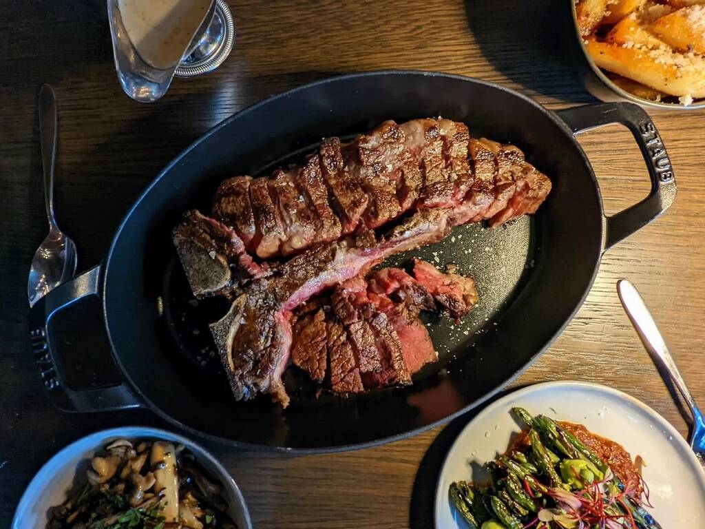 18 Best Steakhouses in Miami for the Decadent Meal You Crave