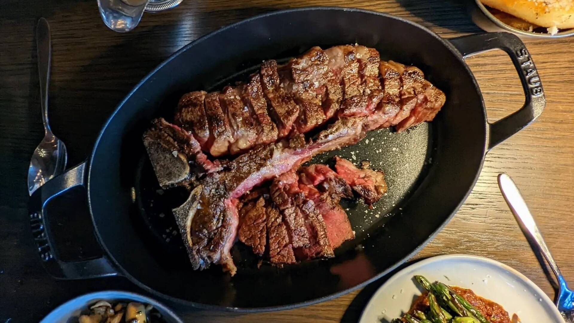 18 Best Steakhouses in Miami for the Decadent Meal You Crave