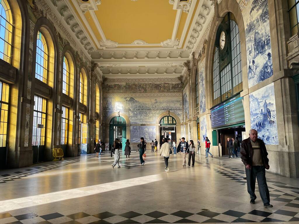 16 Most Beautiful Train Stations in the World Right Now