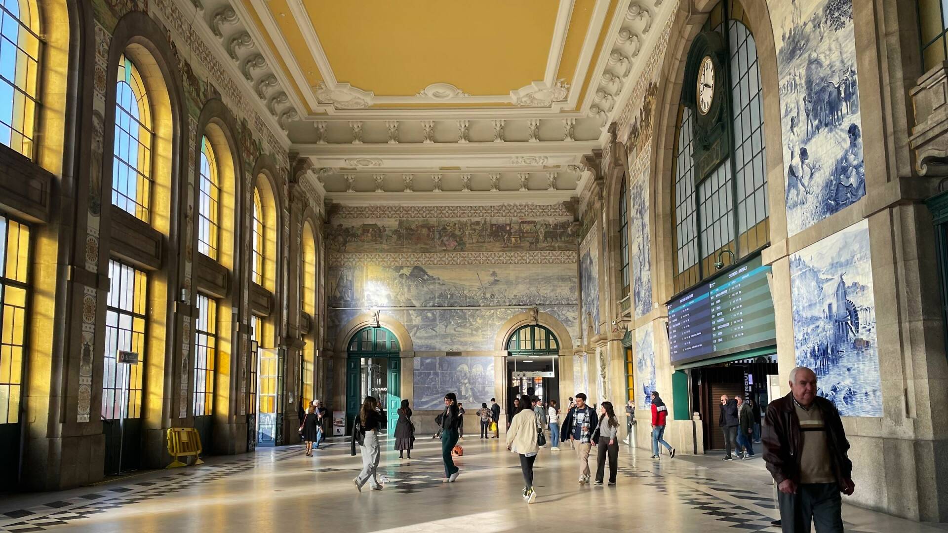 16 Most Beautiful Train Stations in the World Right Now