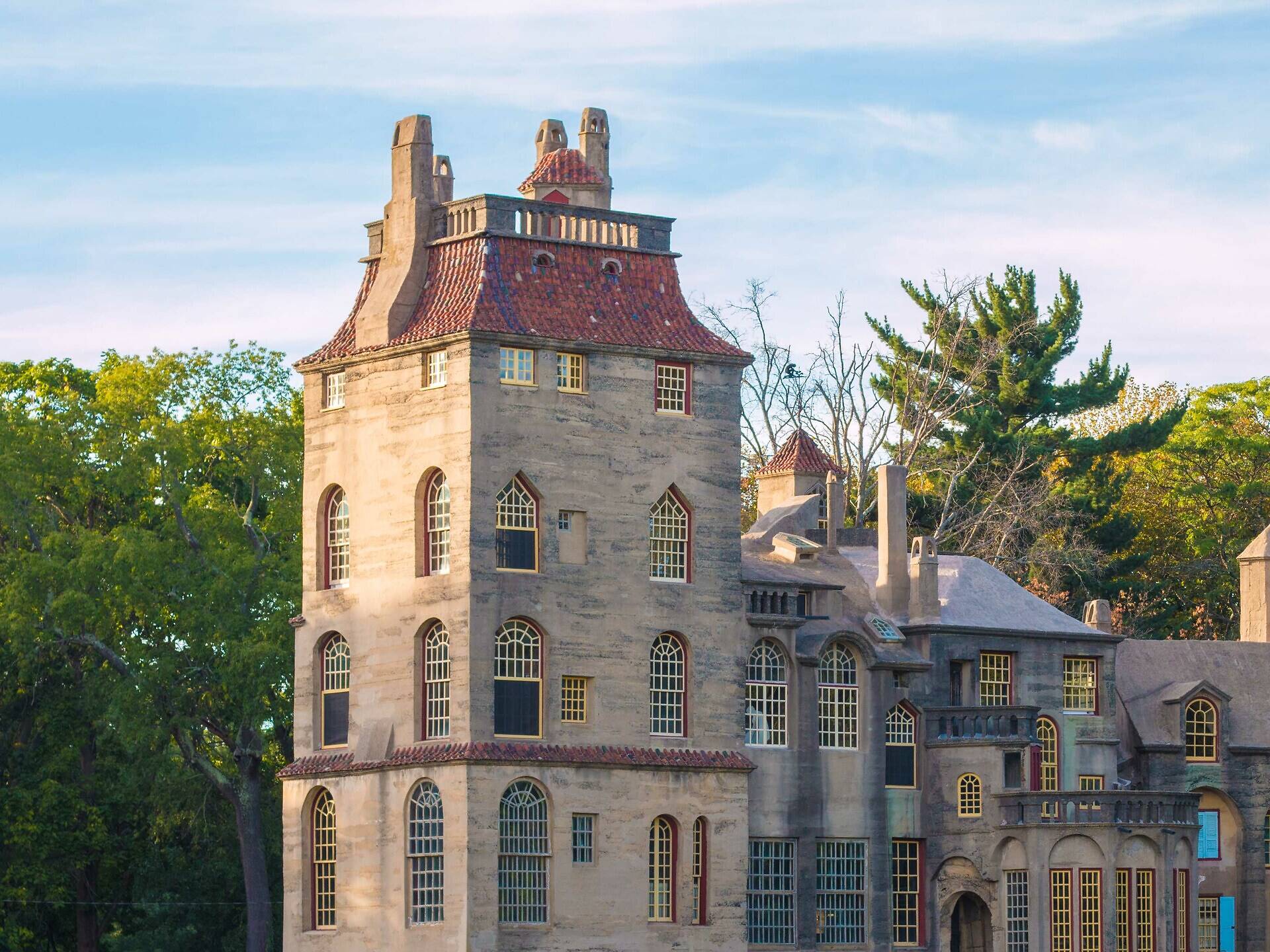 23 Beautiful American Castles That Feel European