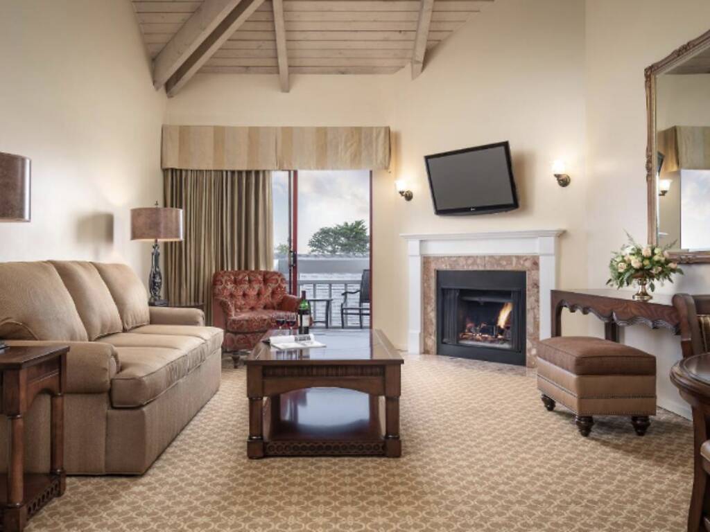 The Best Hotels in Monterey Bay for 2025