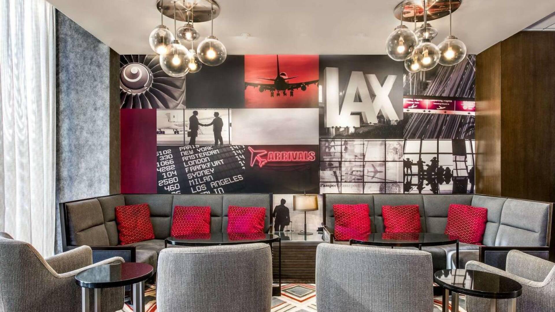 9 Best LAX Airport Hotels for 2025