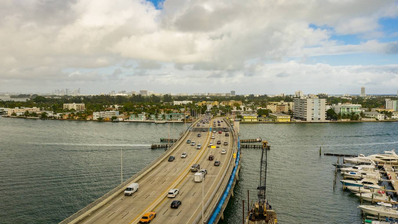 7 Best Places To Jet Ski in Miami and Where To Rent Them