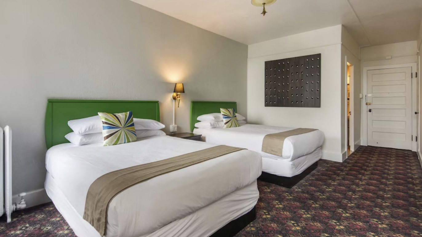 The 8 Best Cheap Hotels in Seattle for 2025