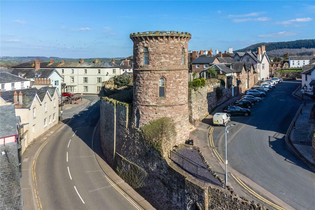 A Tiny English Castle With Stunning Views Is On the Market For Nearly £ ...