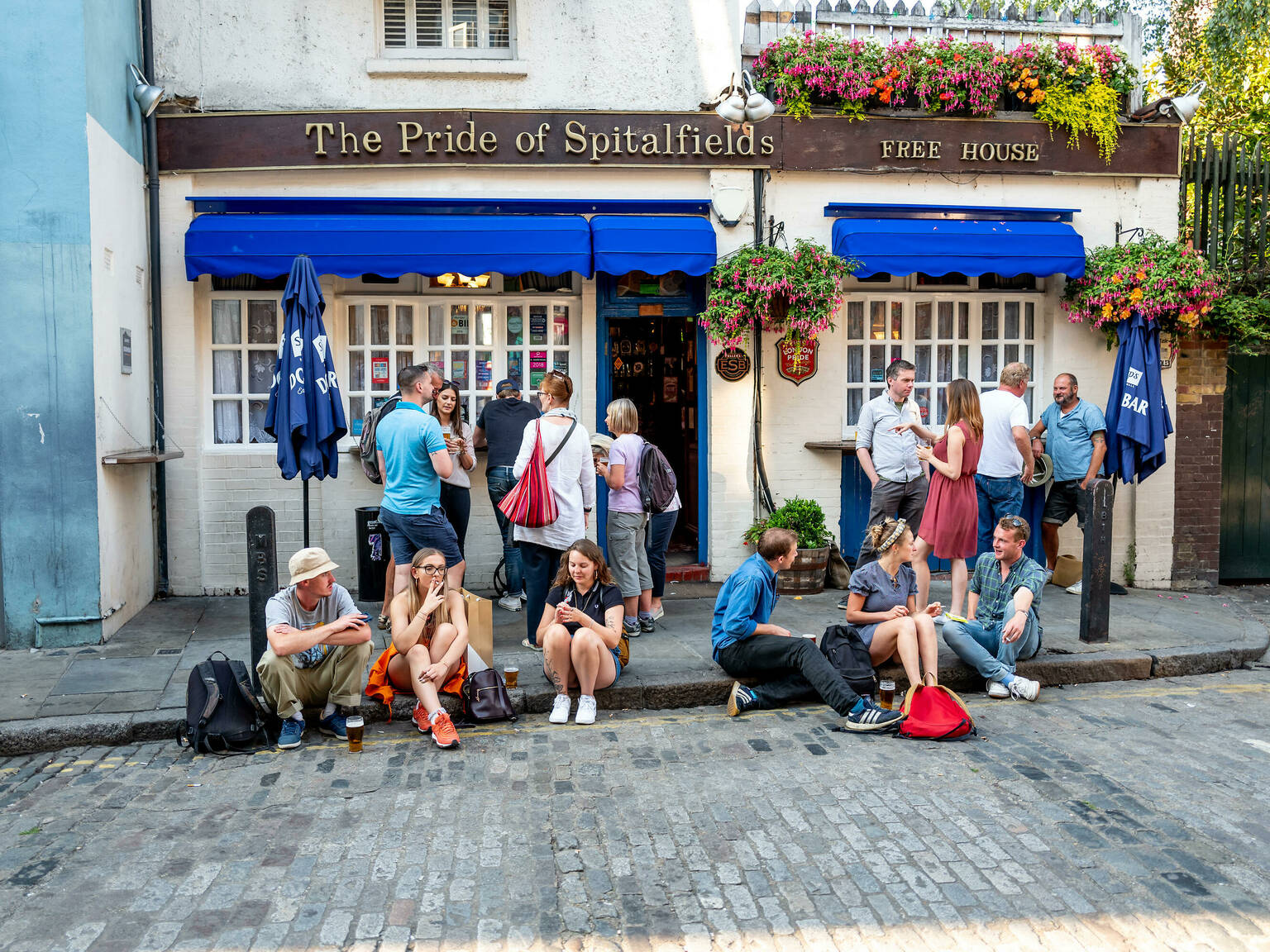 17 Best Pubs in Shoreditch For East London Boozing