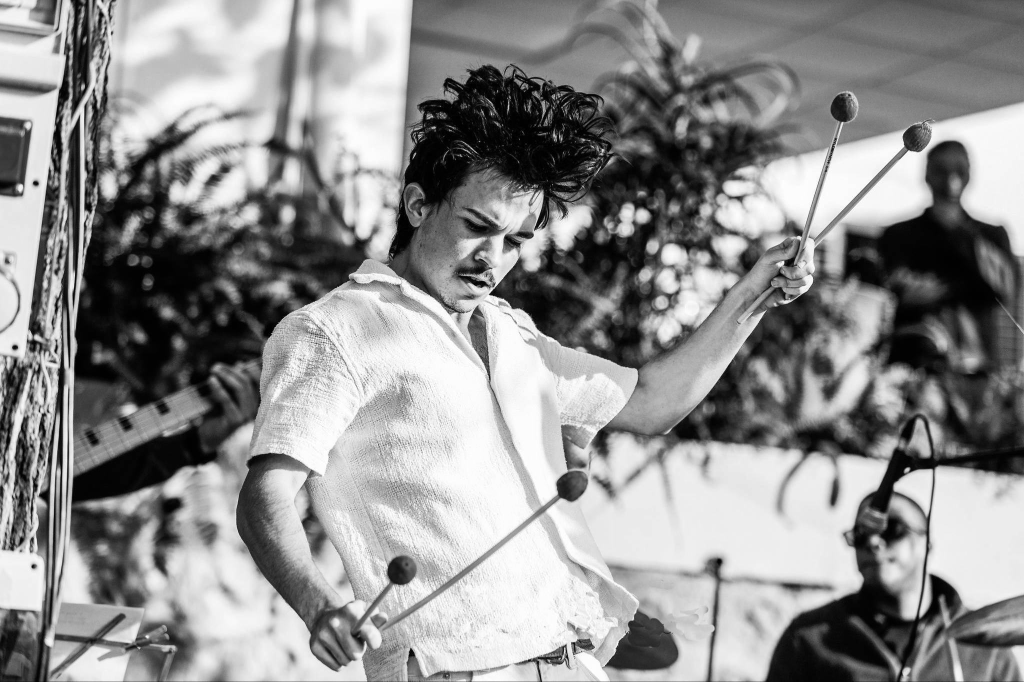 Andrés Coll Ibiza Sun Band