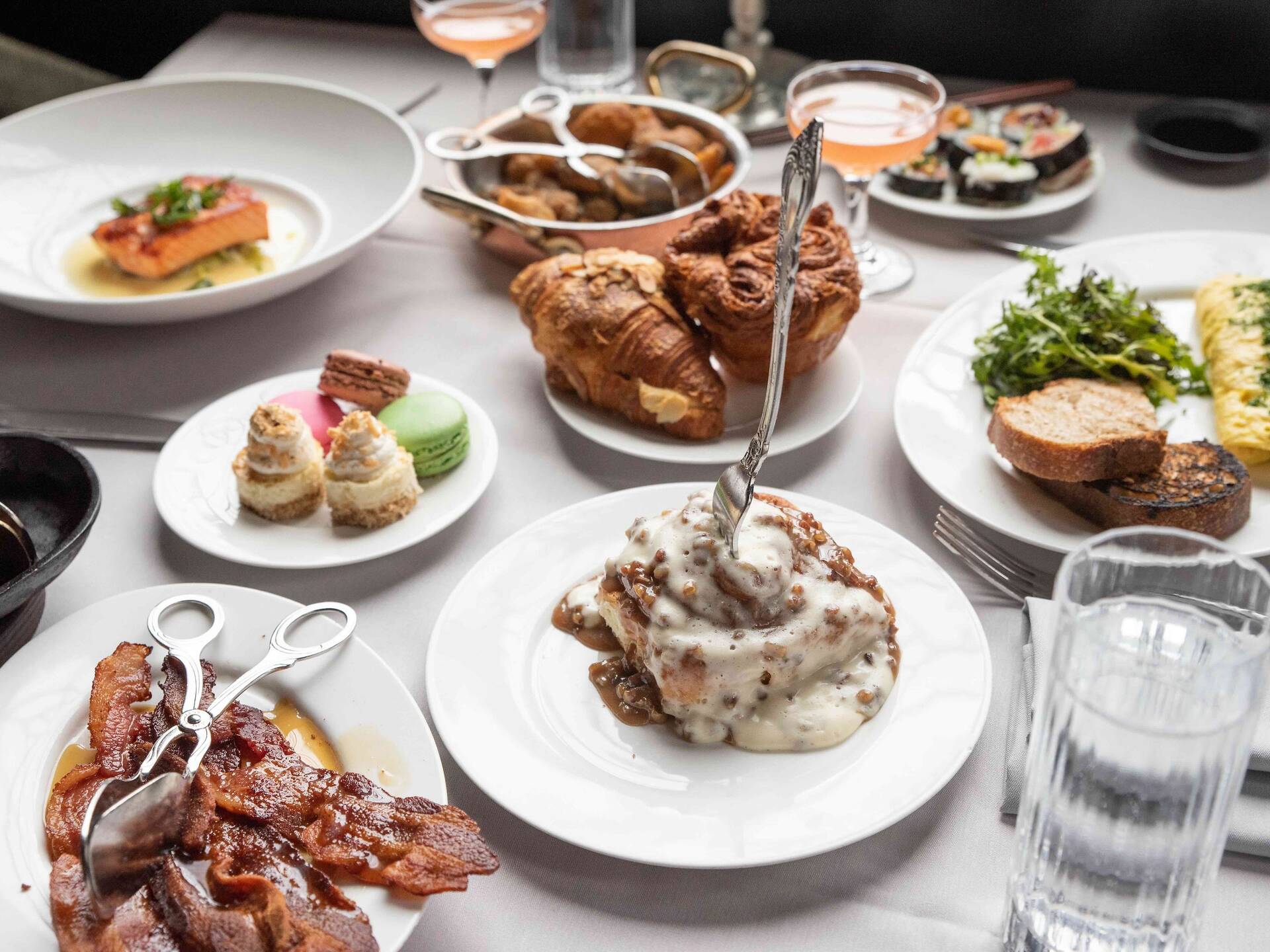 Best Places For Easter Brunch Specials in Chicago