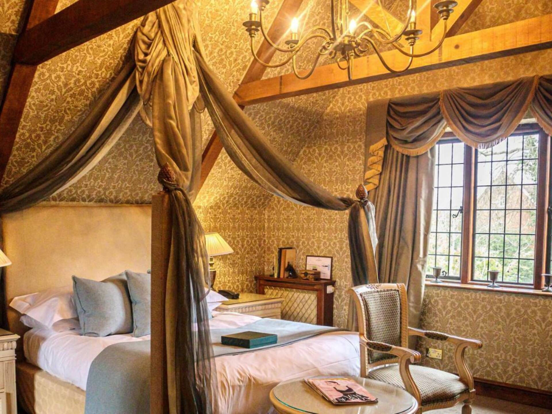 7 Best Gatwick Hotels for Stress-Free Layovers in 2025