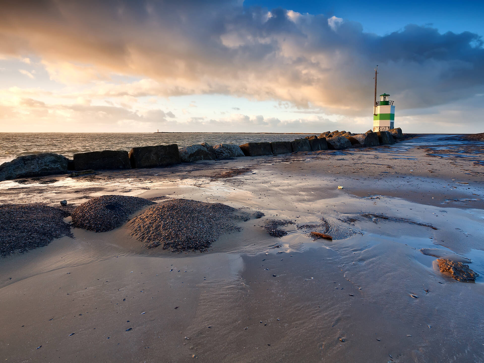 9 Best Beaches in Amsterdam Right Now