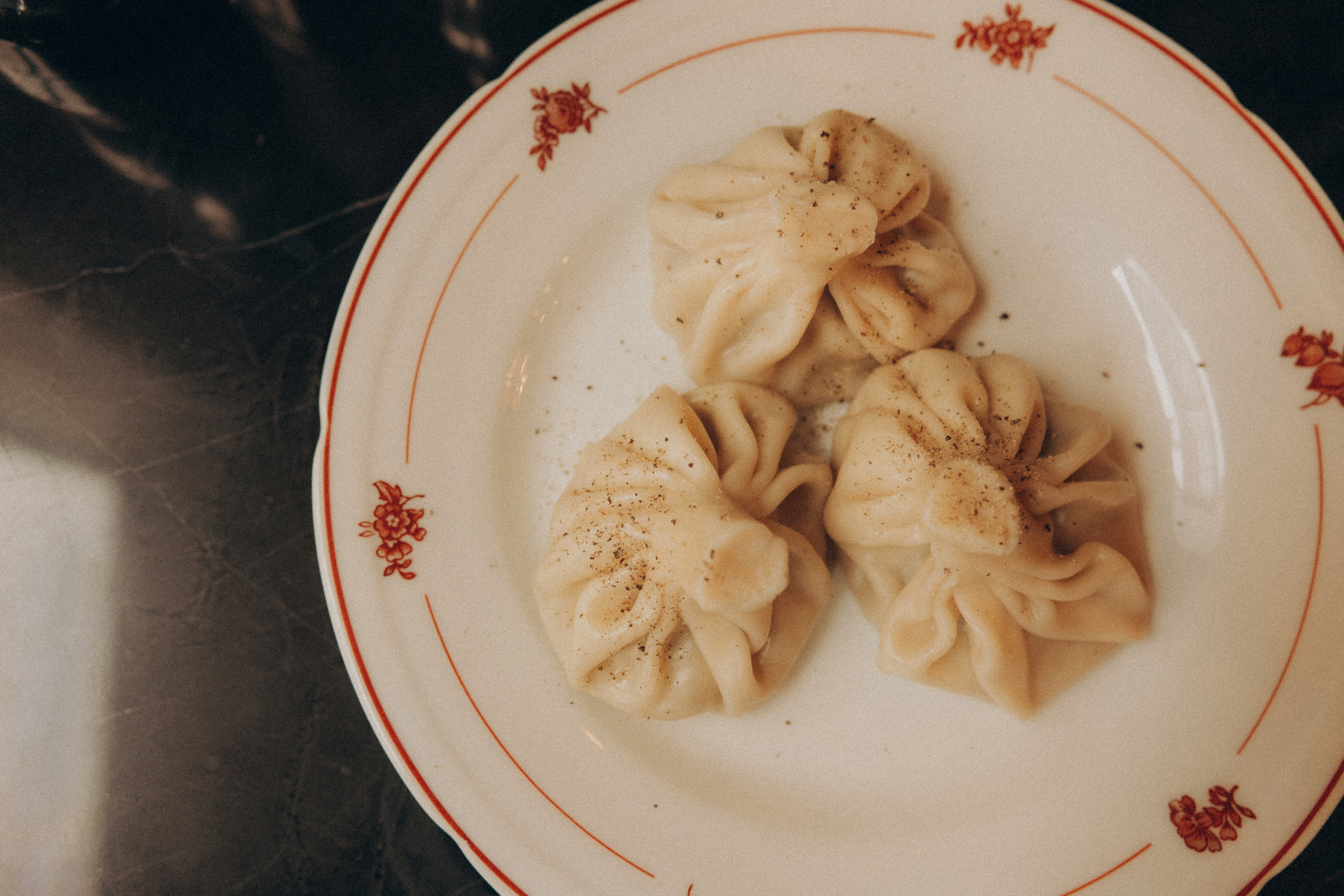 Nani: a cozinha arménio-georgiana chegou ao Porto