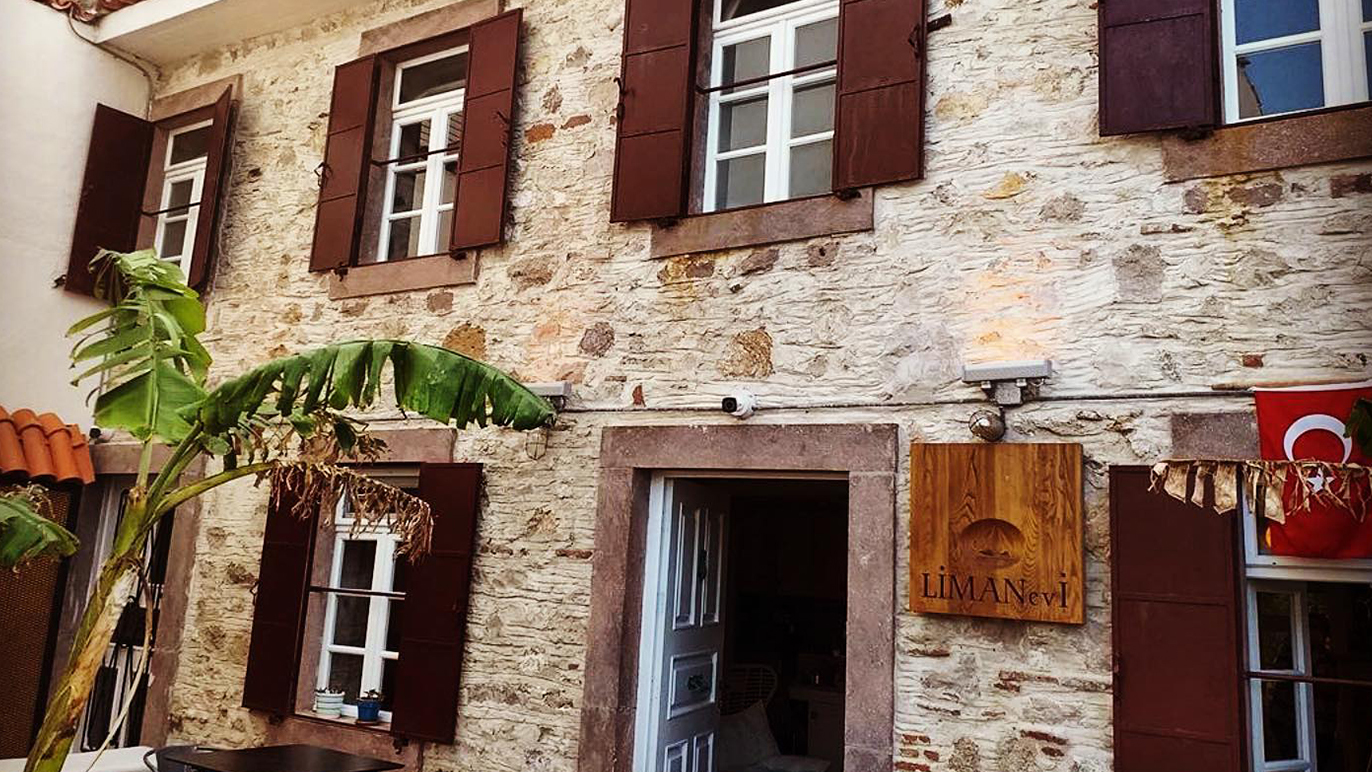 Urla Liman Evi