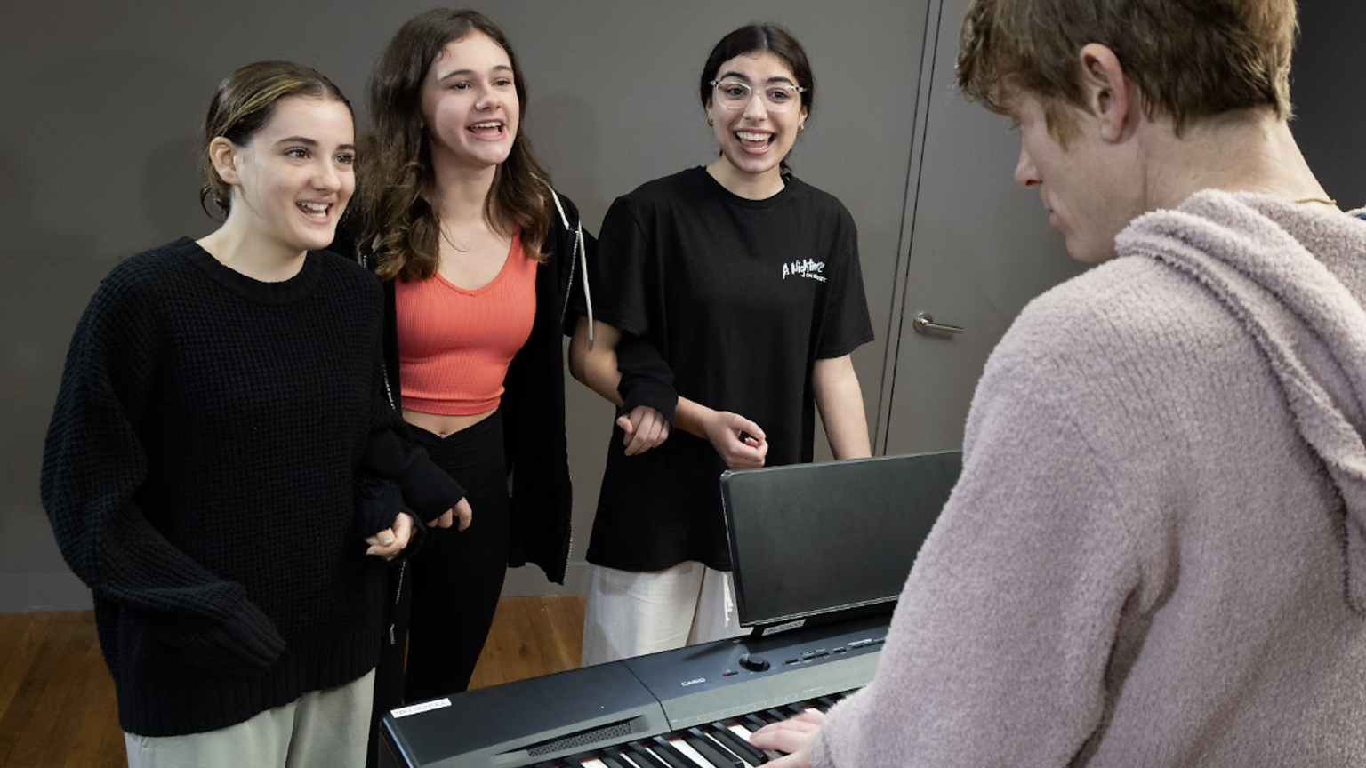 The Best NYC Improv Classes | Improvisation Classes New York City