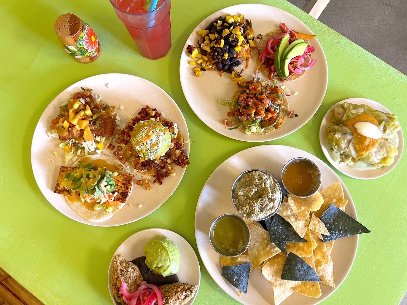 26 Best Vegan Restaurants in Los Angeles For Plant-Based Eats