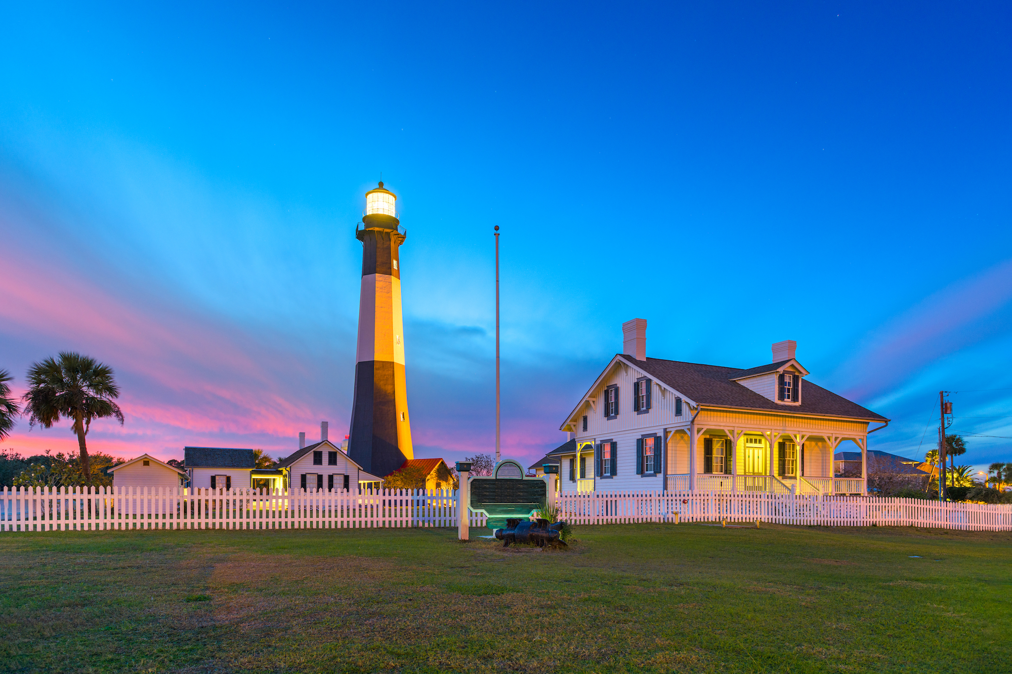 These are the Happiest Small Towns in the U.S.