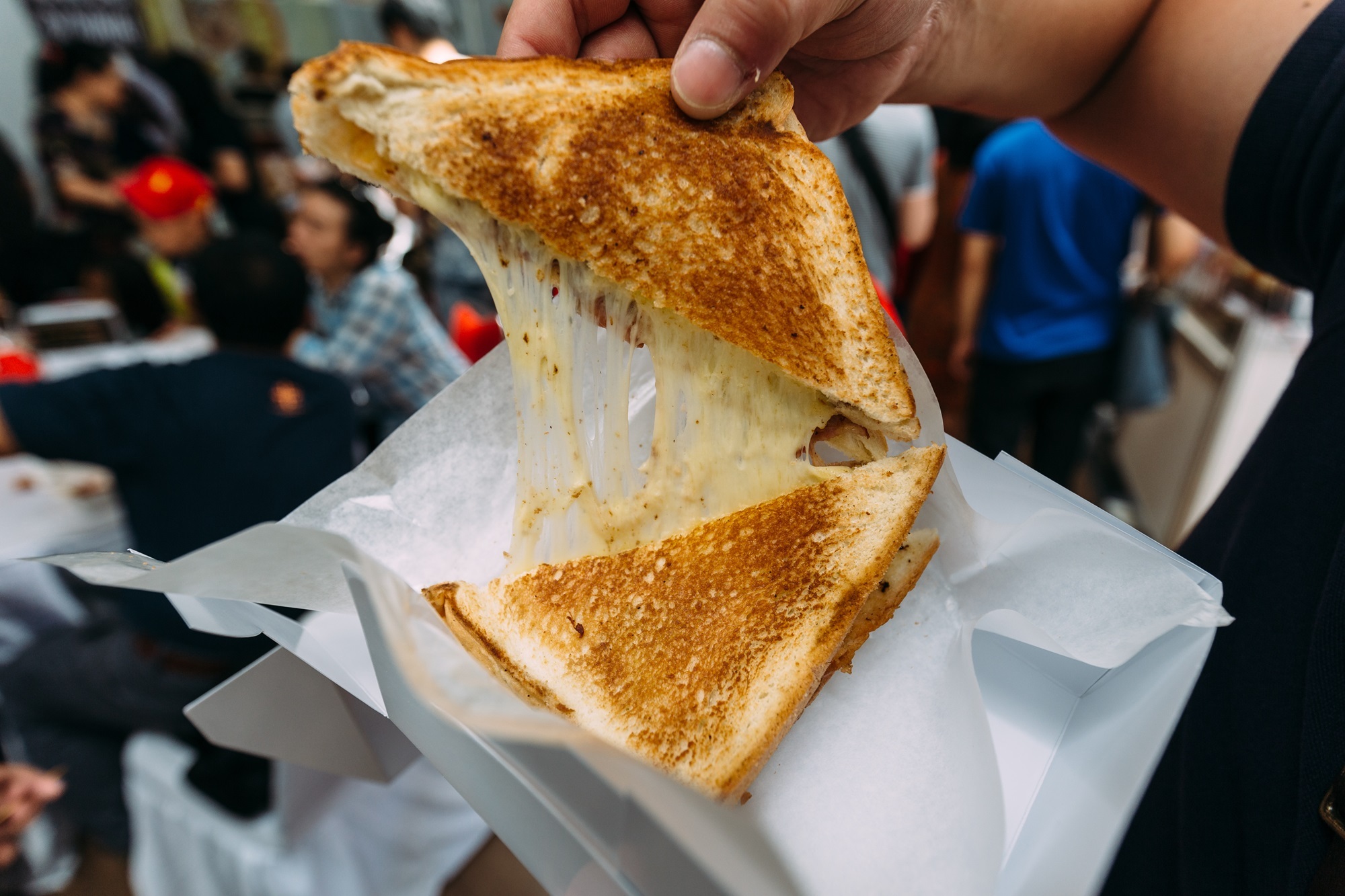 Murray’s Cheese is hosting its first-ever grilled cheese stretch contest