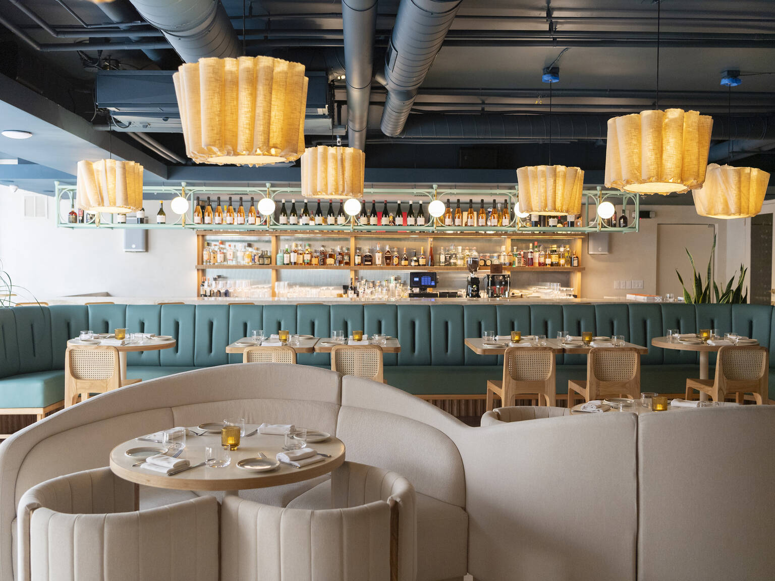 16 Best Seafood Restaurants in Miami to Book Right Now