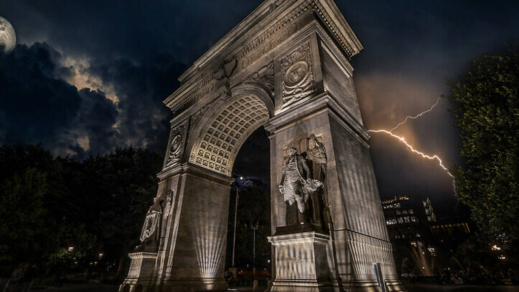 The Top 8 Ghost Tours in NYC: Best NYC Ghost Tours