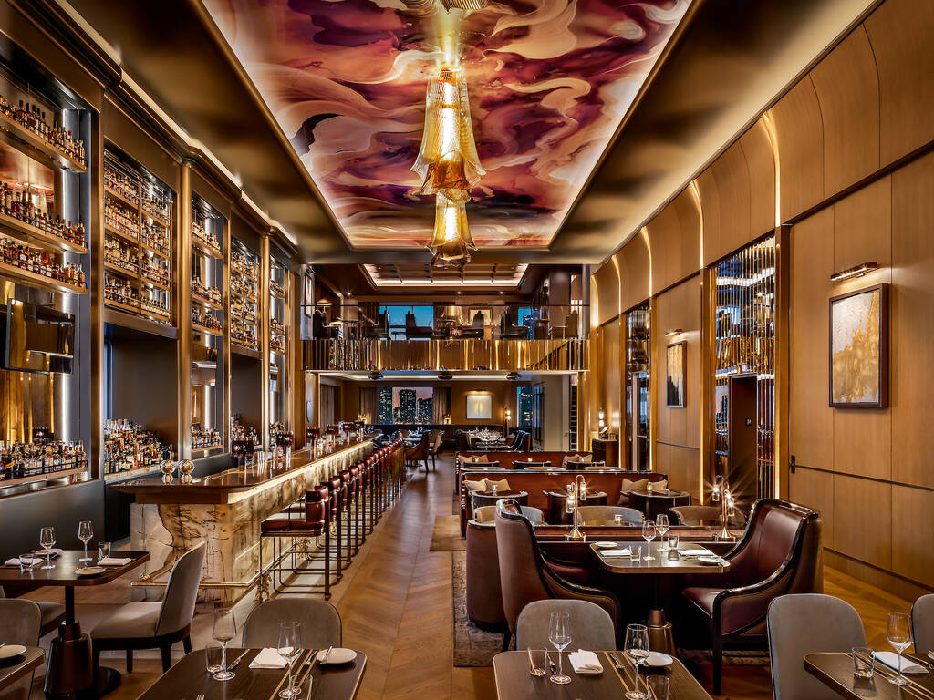 20 Best Bars in Toronto to Check Out Right Now