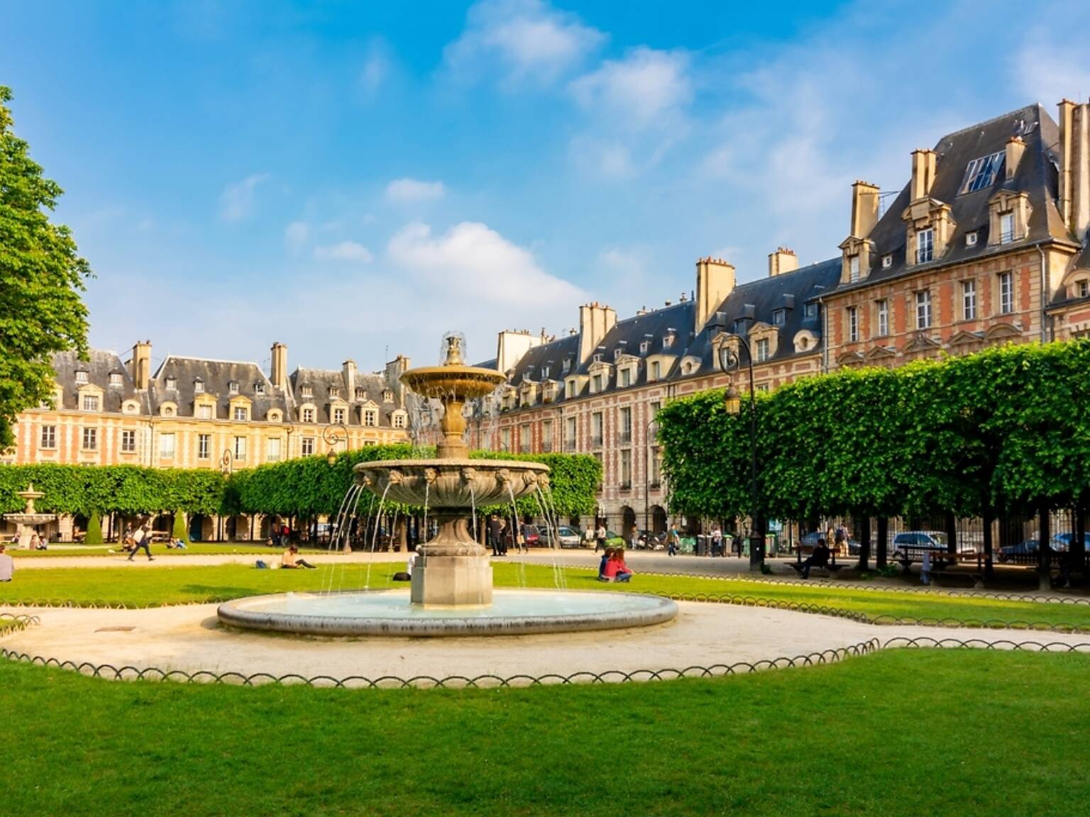 22 Best Parks and Gardens in Paris, By Local Editors