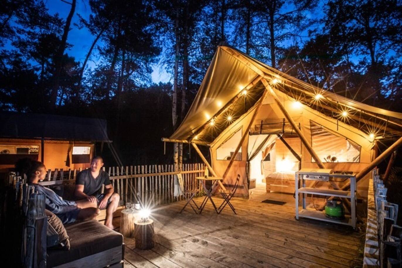 18 Best Glamping Spots in the USA For A Luxury Outdoor Stay