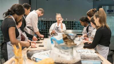 18 Cool Classes to Try in London for 2024 | Learn New Skills in London