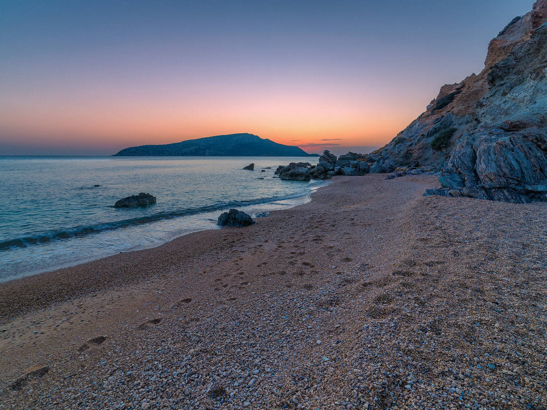 9 Best Beaches in Athens, By A Local Who Has Been To Them All