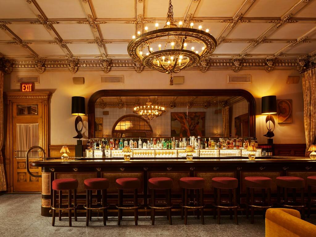 10 Haunted Restaurants and Bars in NYC for a Spooky Night Out