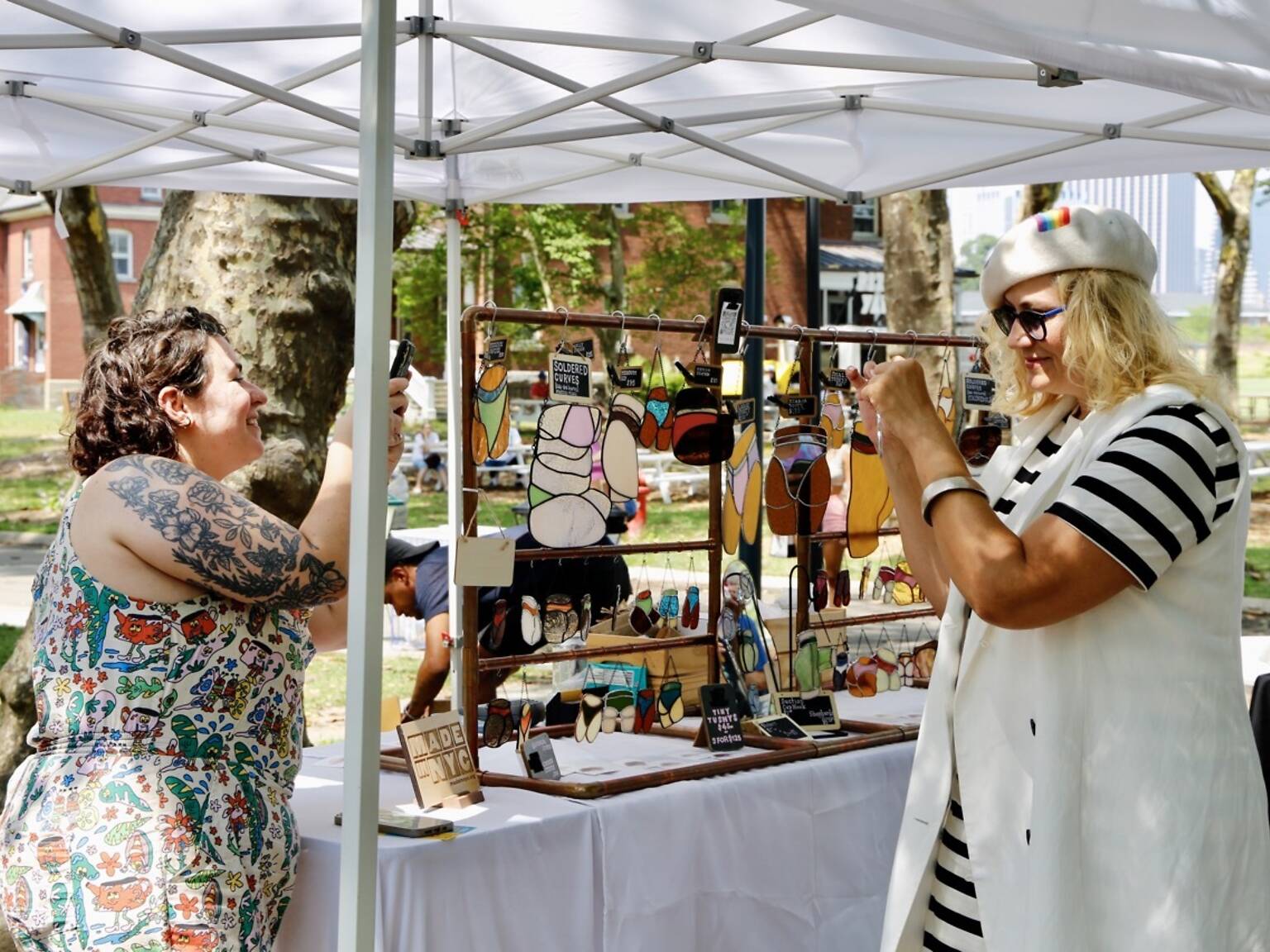 14 Best Street Fairs in NYC For Food, Music And Artwork
