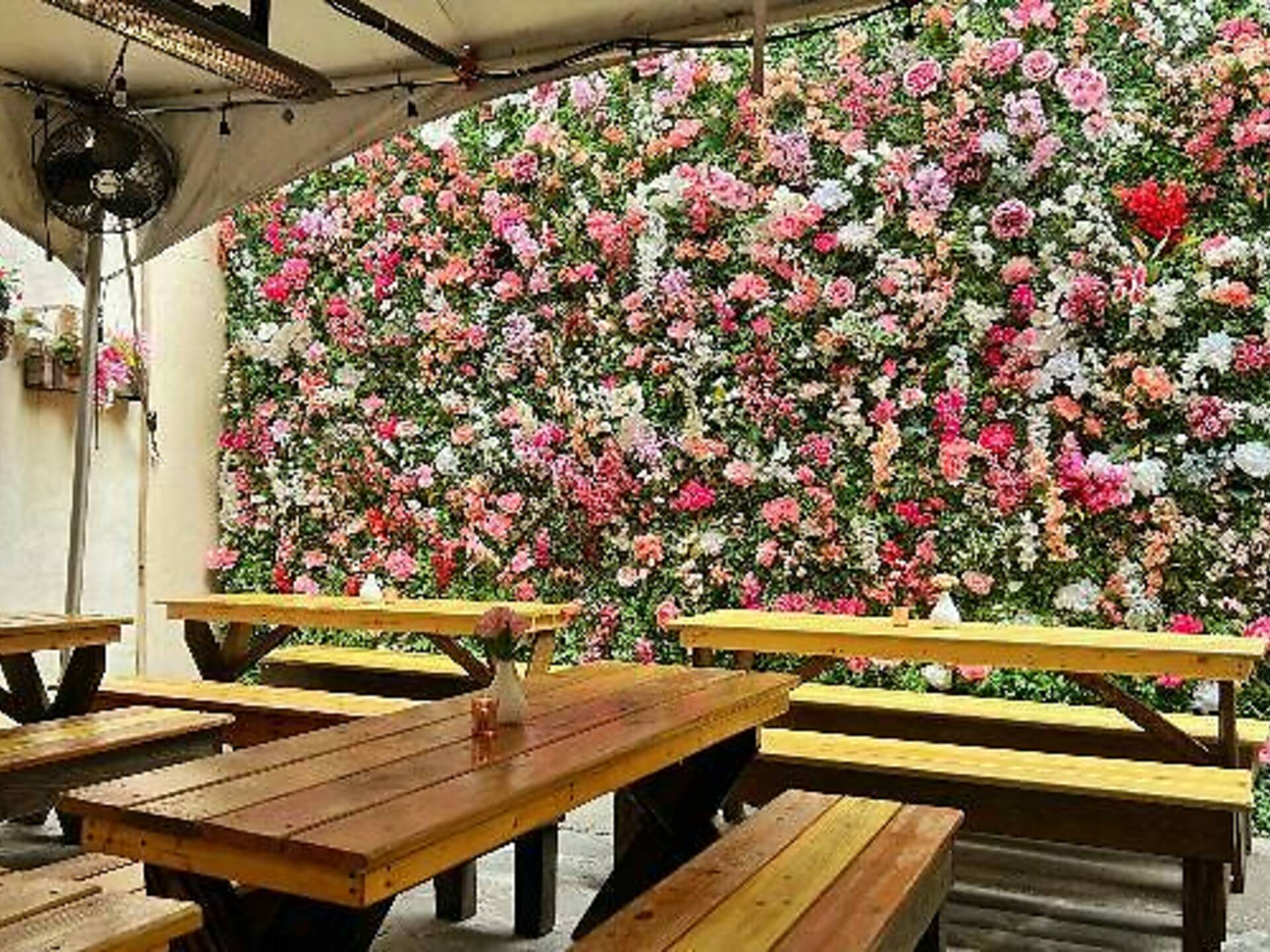 8 garden-themed outdoor restaurants and bars in NYC