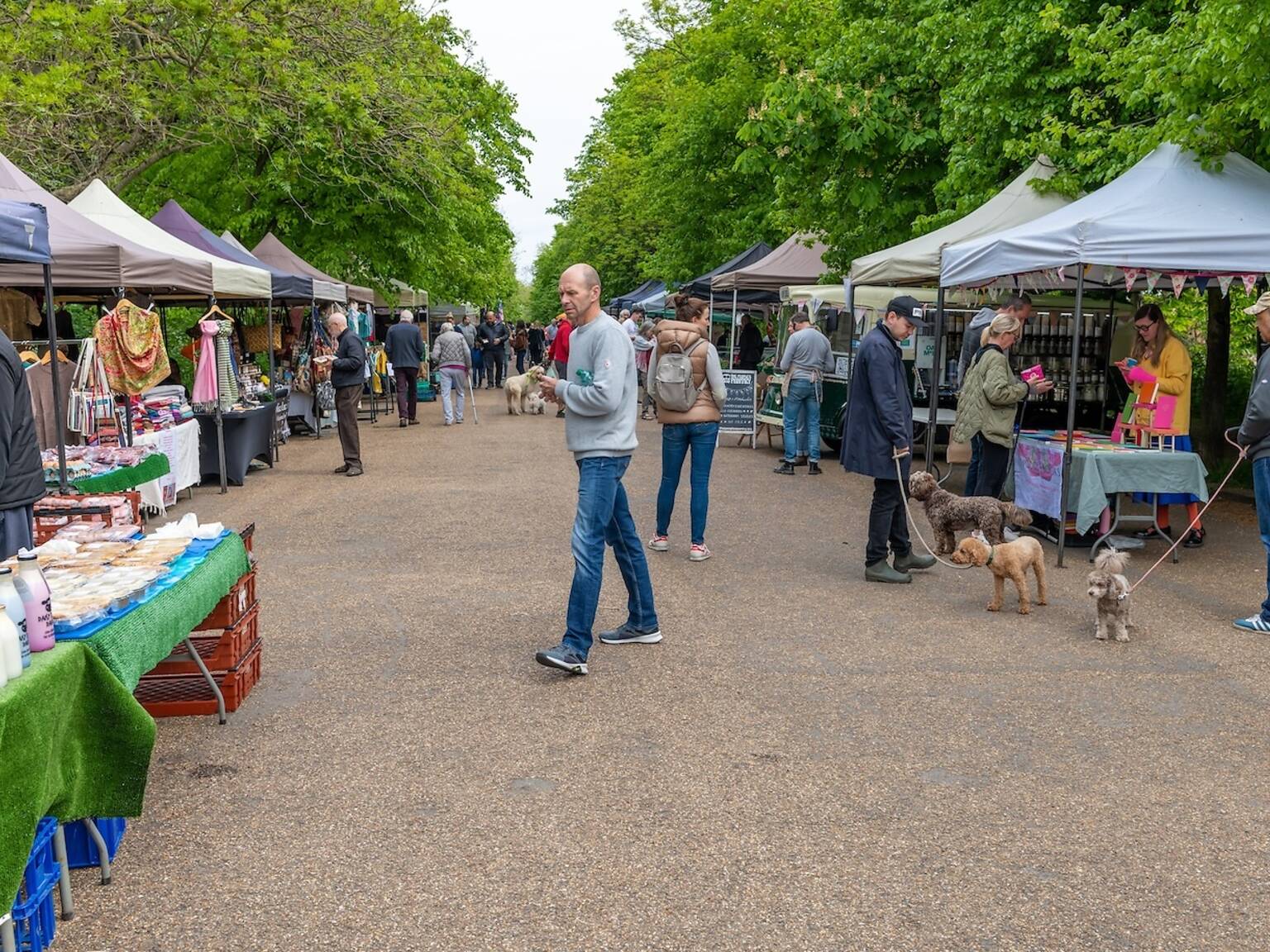 16 Best Sunday Markets in London To Get Out Of Bed For