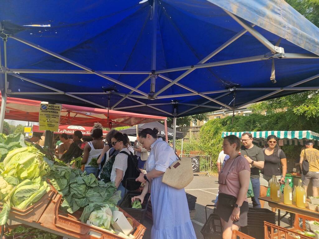 16 Best Sunday Markets in London To Get Out Of Bed For