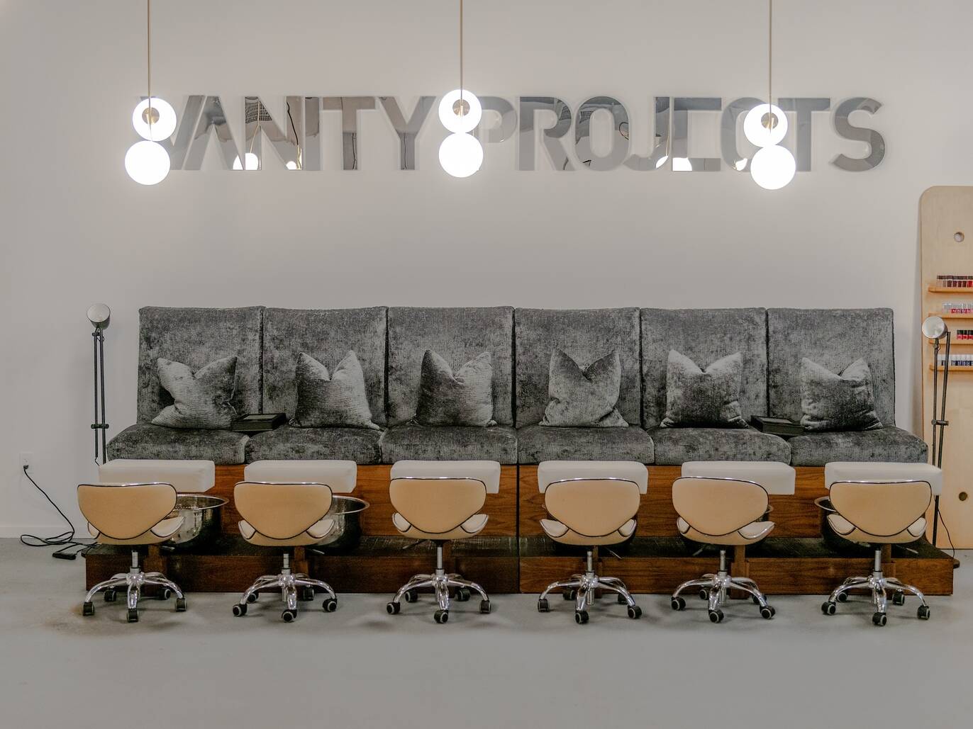 9 Best Nail Salons in Miami for Manicures, Pedicures and Incredible ...