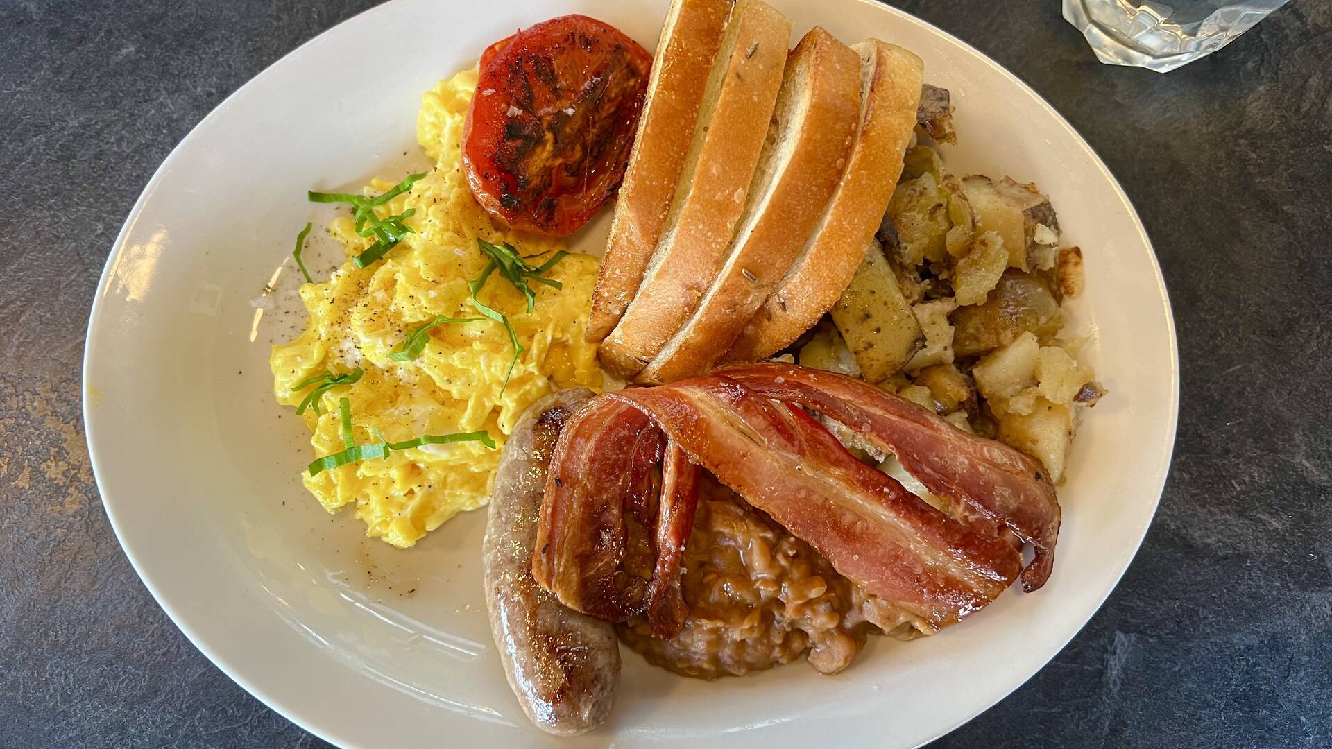 Where to Eat the Best Breakfast in Montreal, Day or Night