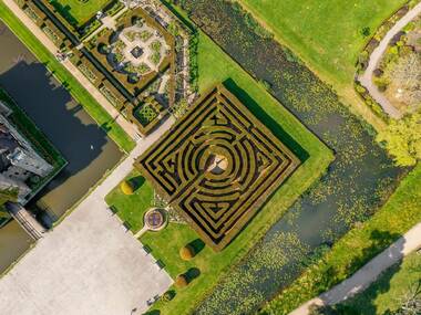 Best Mazes in the UK | 9 Mind-Boggling Mazes For Day Trips From London