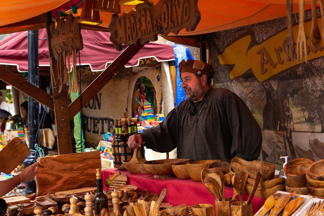 Vuelve un histórico mercado medieval de Madrid (y puedes ir en metro)