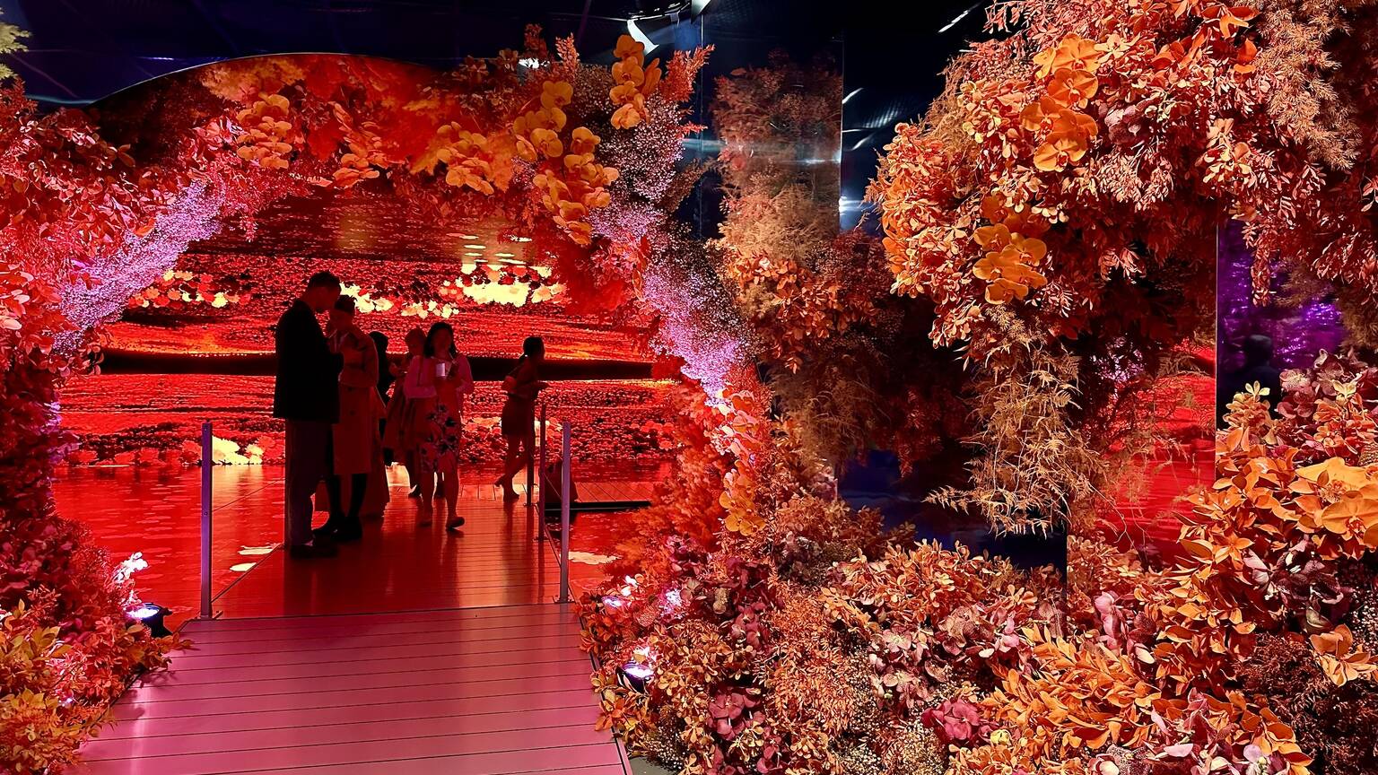BLOOMTANICA, NYC: Tickets & Info for Free Floral Exhibition at Genesis ...