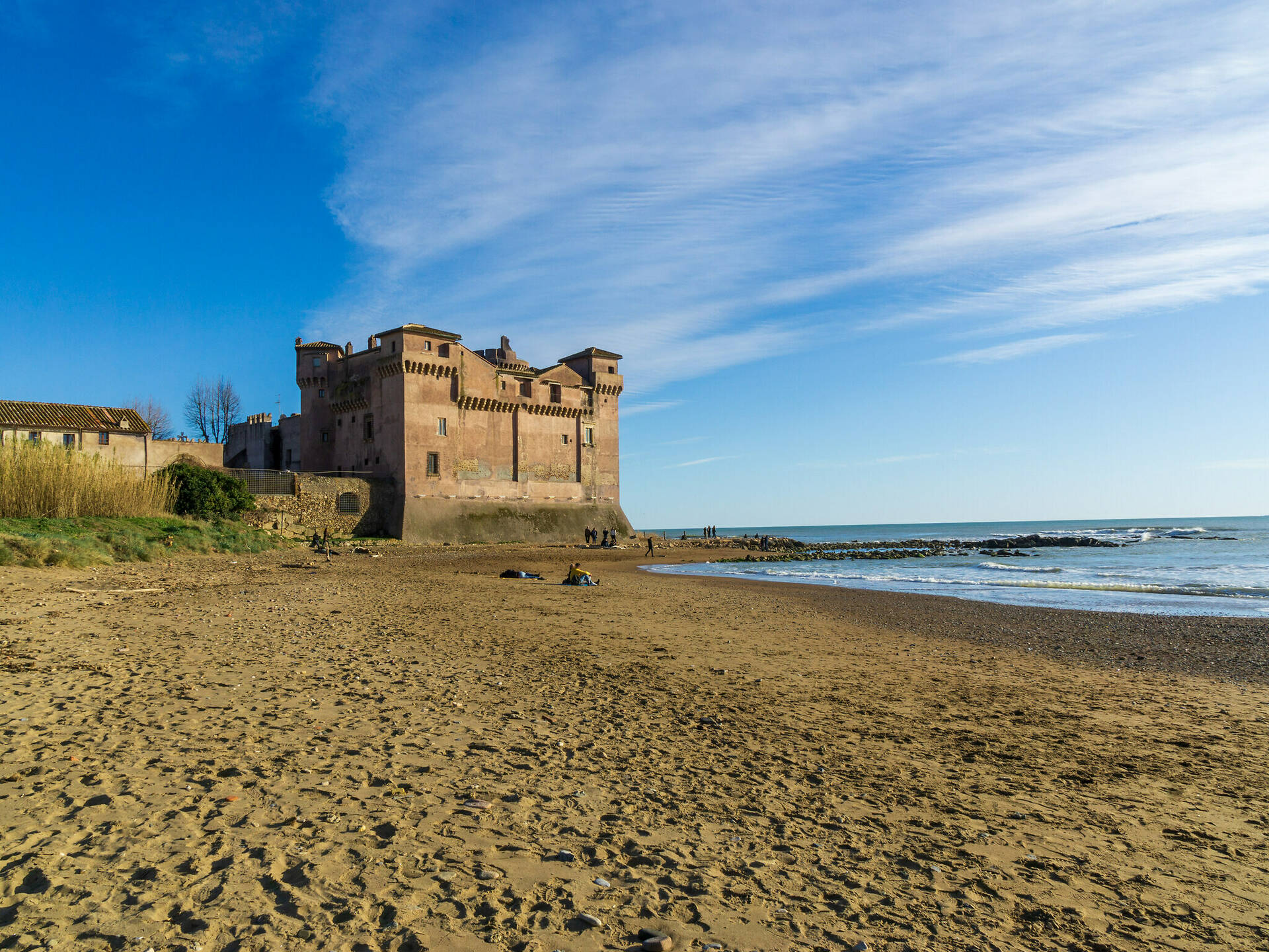 Best Beaches in Rome: Beach Day Trips, Reachable By Train (Updated 2025)