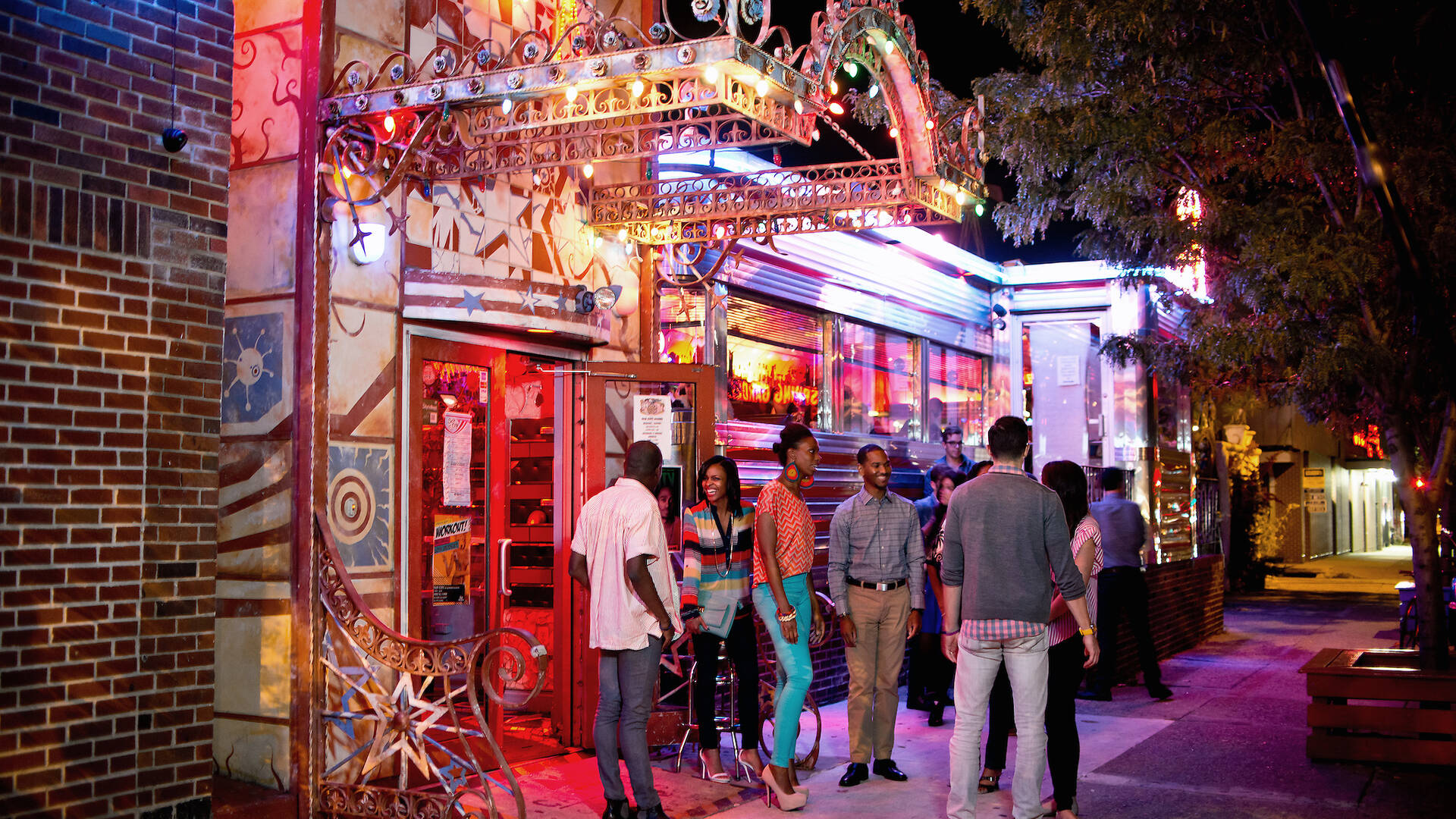 10 Best Diners in America for Delicious Fries, Burgers and Milkshakes