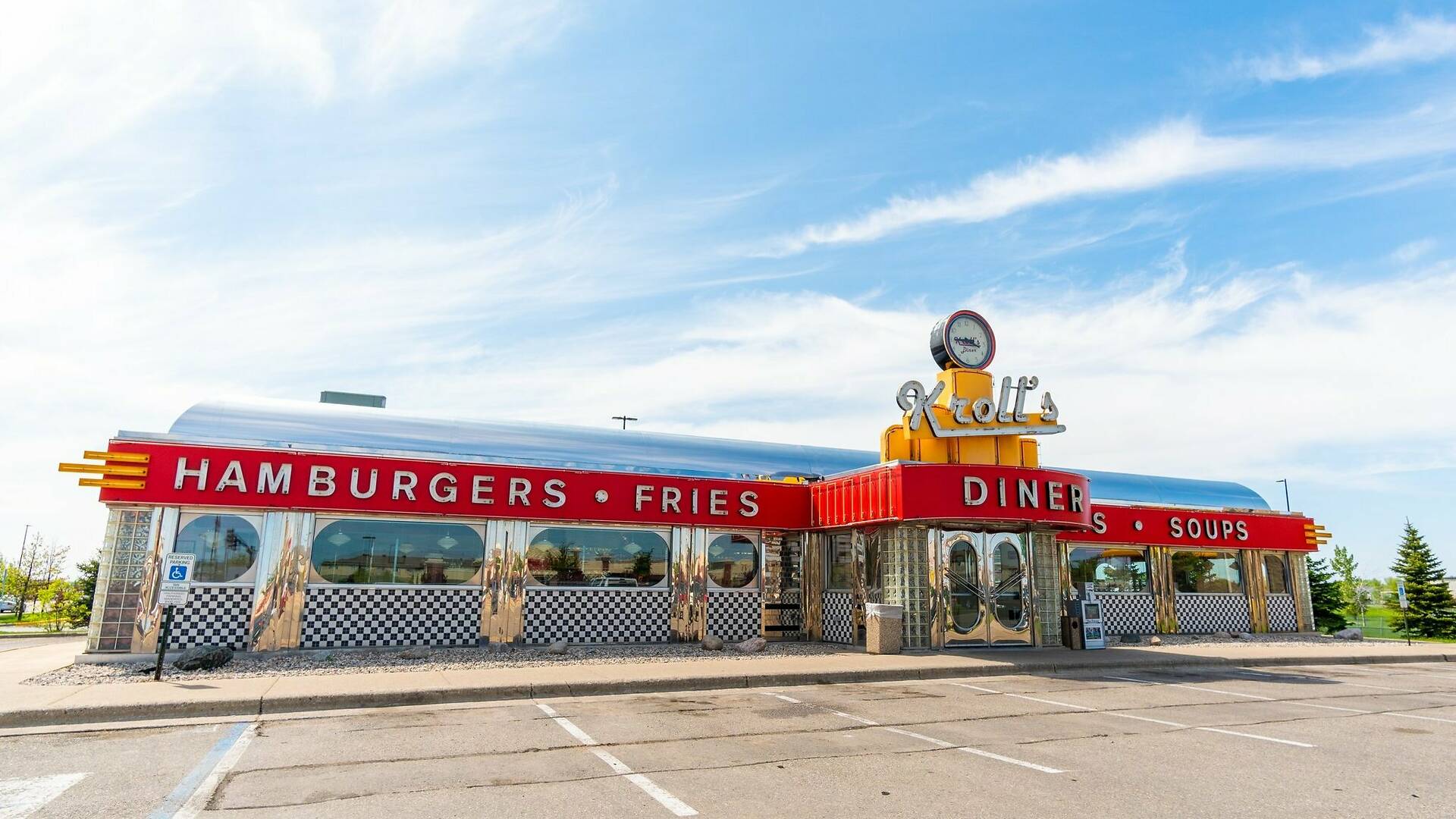 10 Best Diners in America for Delicious Fries, Burgers and Milkshakes