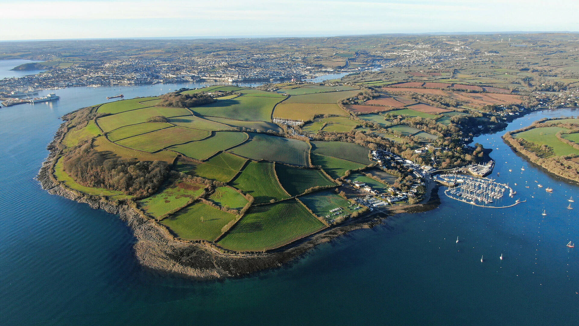 11 Best Campsites In Cornwall For Families, Glamping and Group Holidays