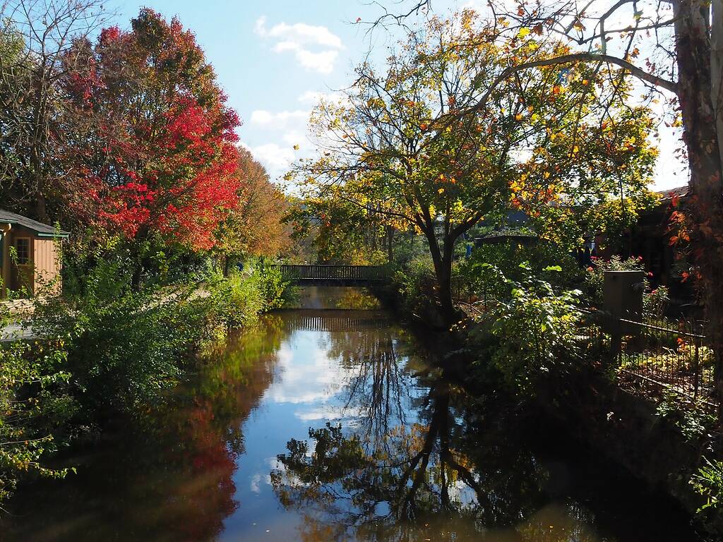 10 Best Small Towns in the USA for a Charming Getaway