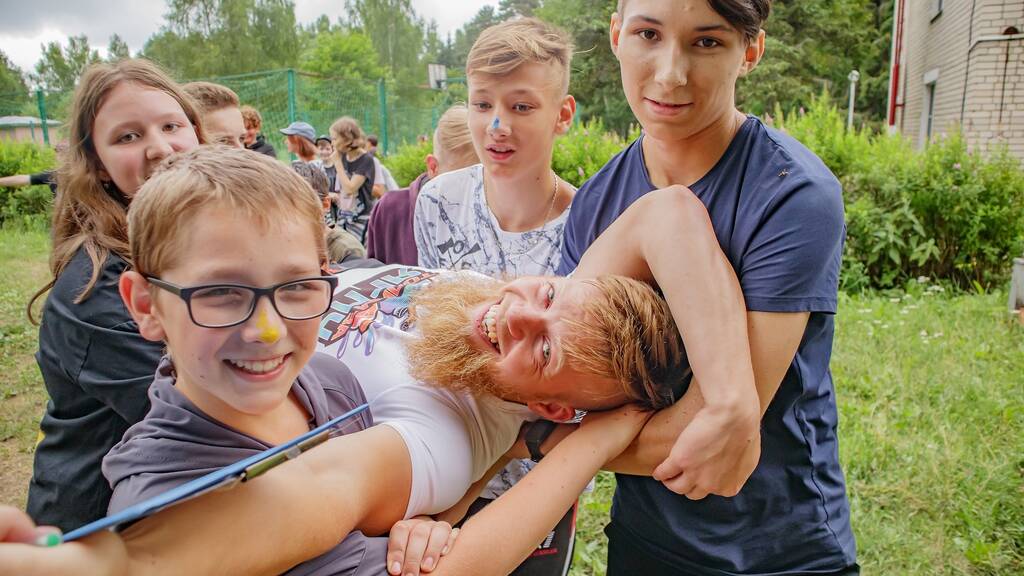 How To Travel For Free In The US: 13 Tips & Tricks